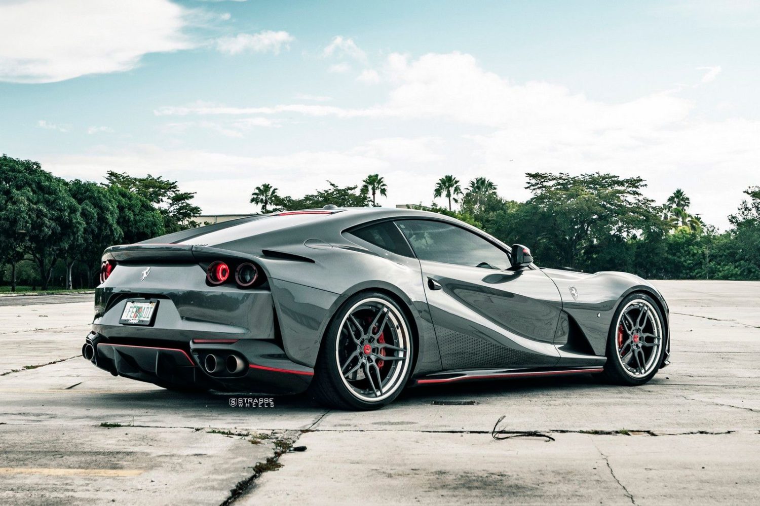 Ferrari 812 Superfast Grey with Strasse SV4 Deep Concave FS Aftermarket ...