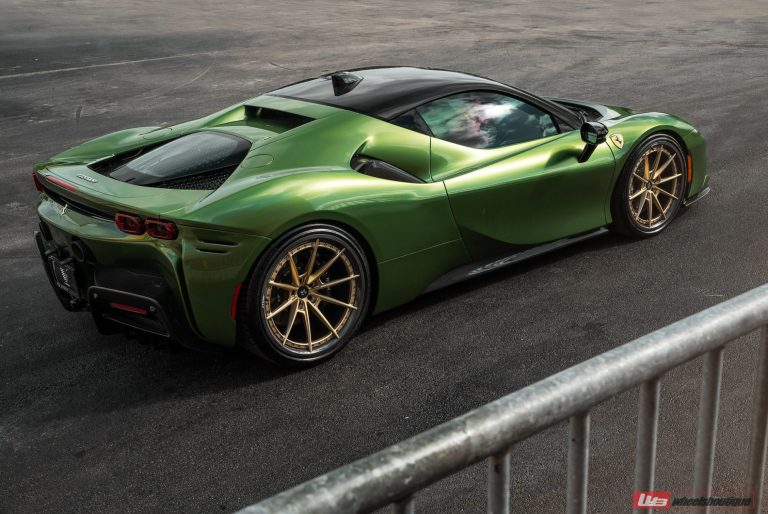 Ferrari SF90 Green ANRKY C38 | Wheel Front
