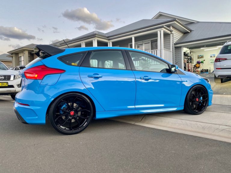 Ford Focus RS Mk3 Blue Momo RF-5C | Wheel Front