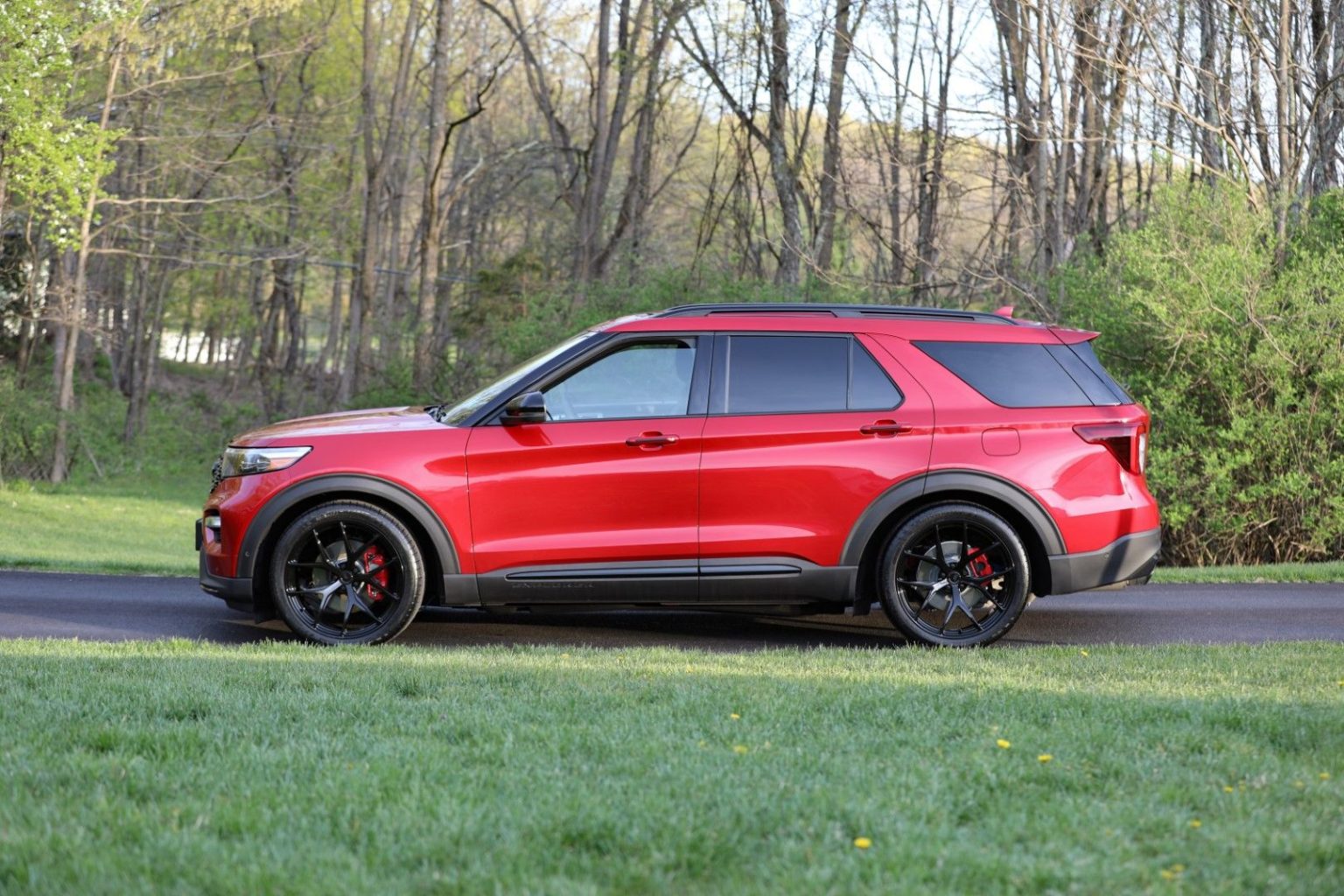 2020 Ford Explorer ST Red BC Forged RZ21 | Wheel Front