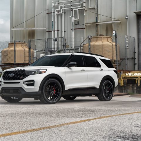 Ford Explorer ST White Velgen VF5 | Wheel Front