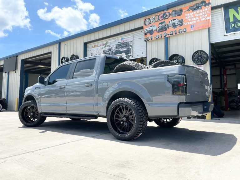 Ford F-150 Grey TIS 547B | Wheel Front