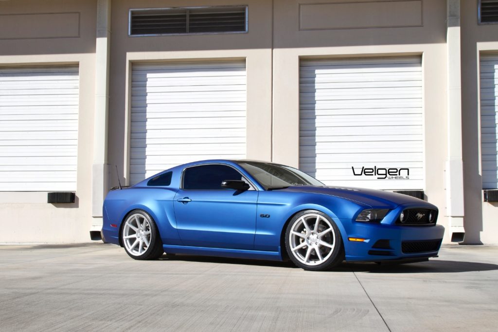Ford Mustang S197 Blue Velgen VMB8 | Wheel Front