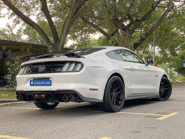 Ford Mustang GT S550 White 305 Forged FT113 | Wheel Front