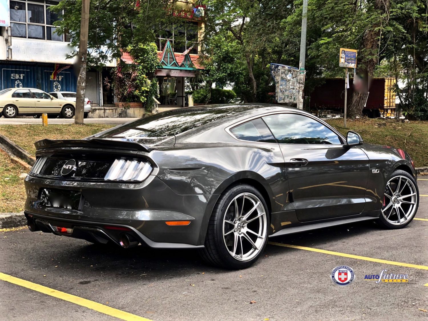 Ford Mustang S550 Grey with HRE FF04 Aftermarket Wheels | Wheel Front