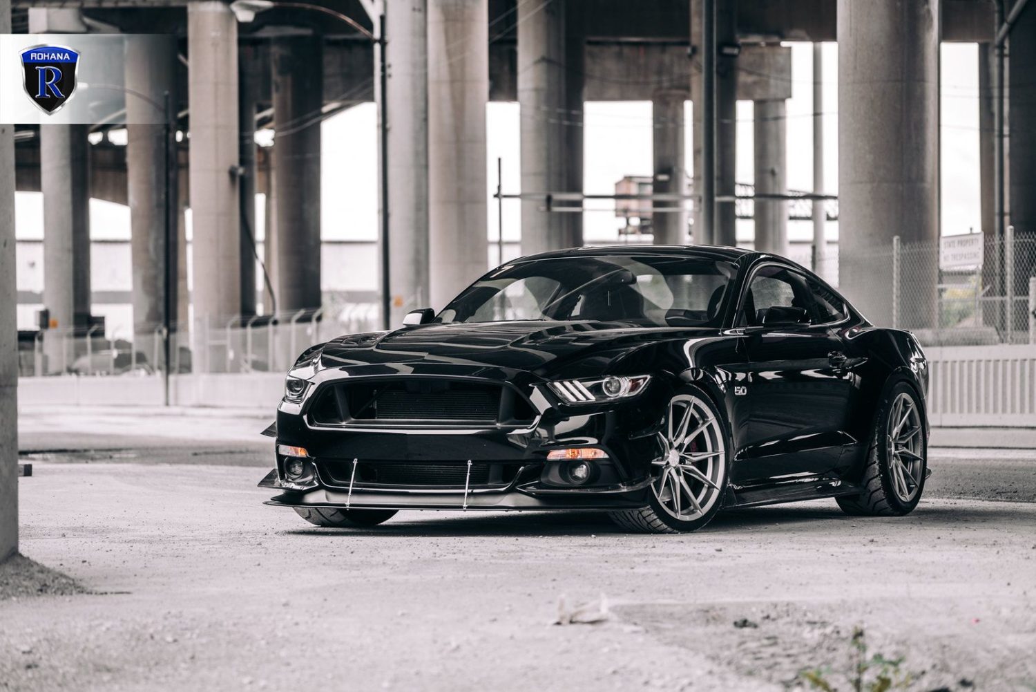 Ford Mustang S550 Black with Rohana RFX13 Aftermarket Wheels | Wheel Front