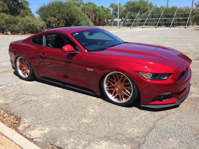 Ford Mustang S550 Red Work GNOSIS CV202 | Wheel Front
