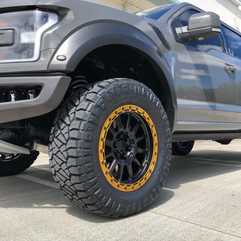 Ford F-150 Raptor Grey Innov8 Racing G600 | Wheel Front