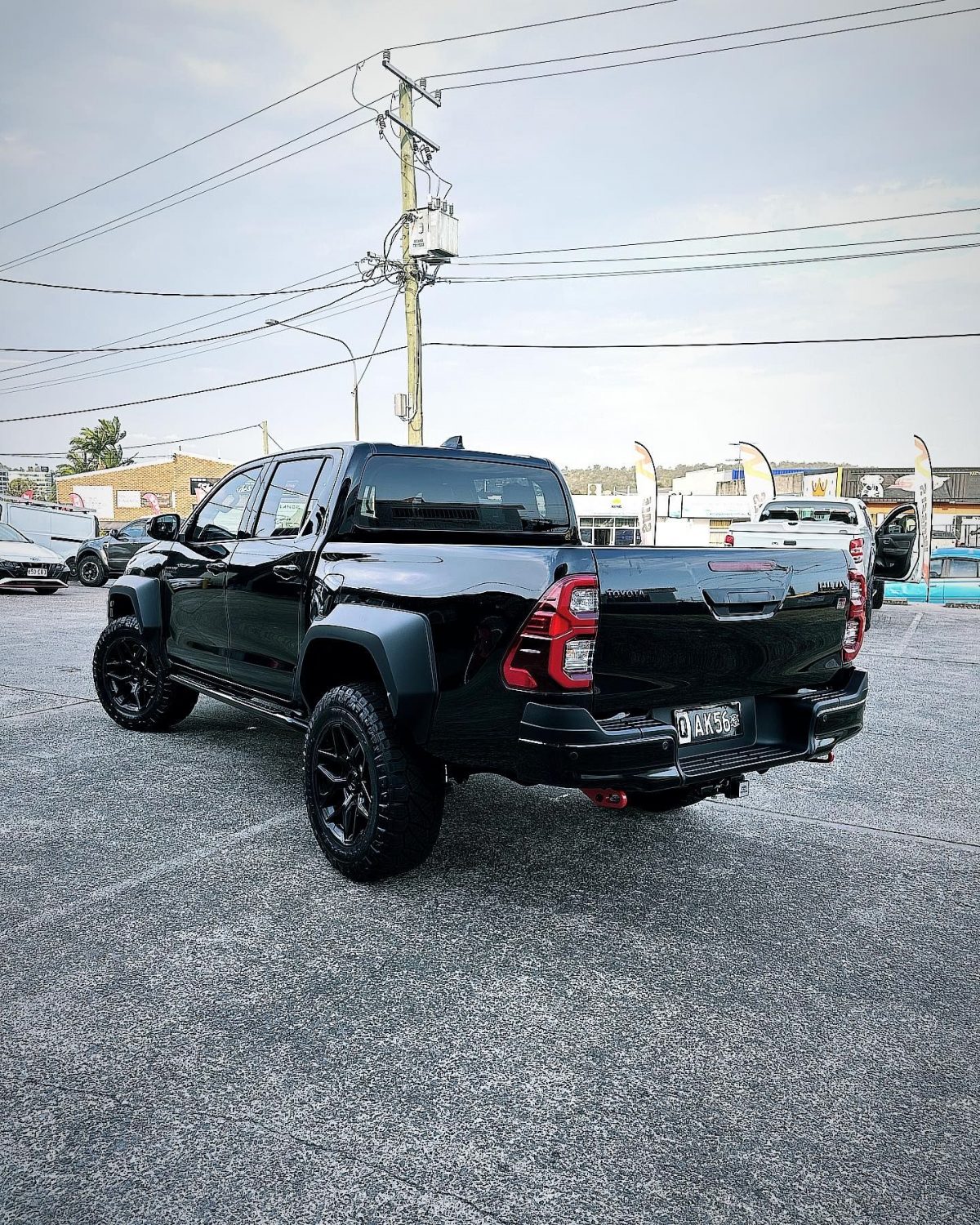 Toyota Hilux GR Black Fuel Off-Road Flux FC854MX | Wheel Front