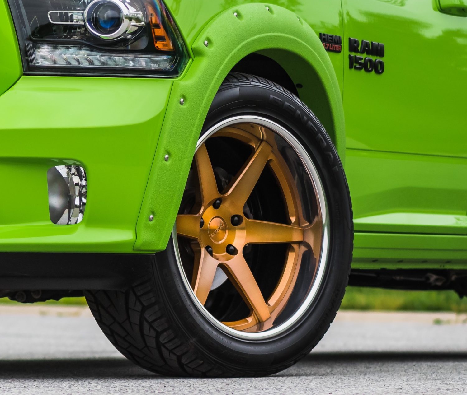 2017 Dodge Ram 1500 Lime Green Forgeline Cv3c Truck Wheel Front