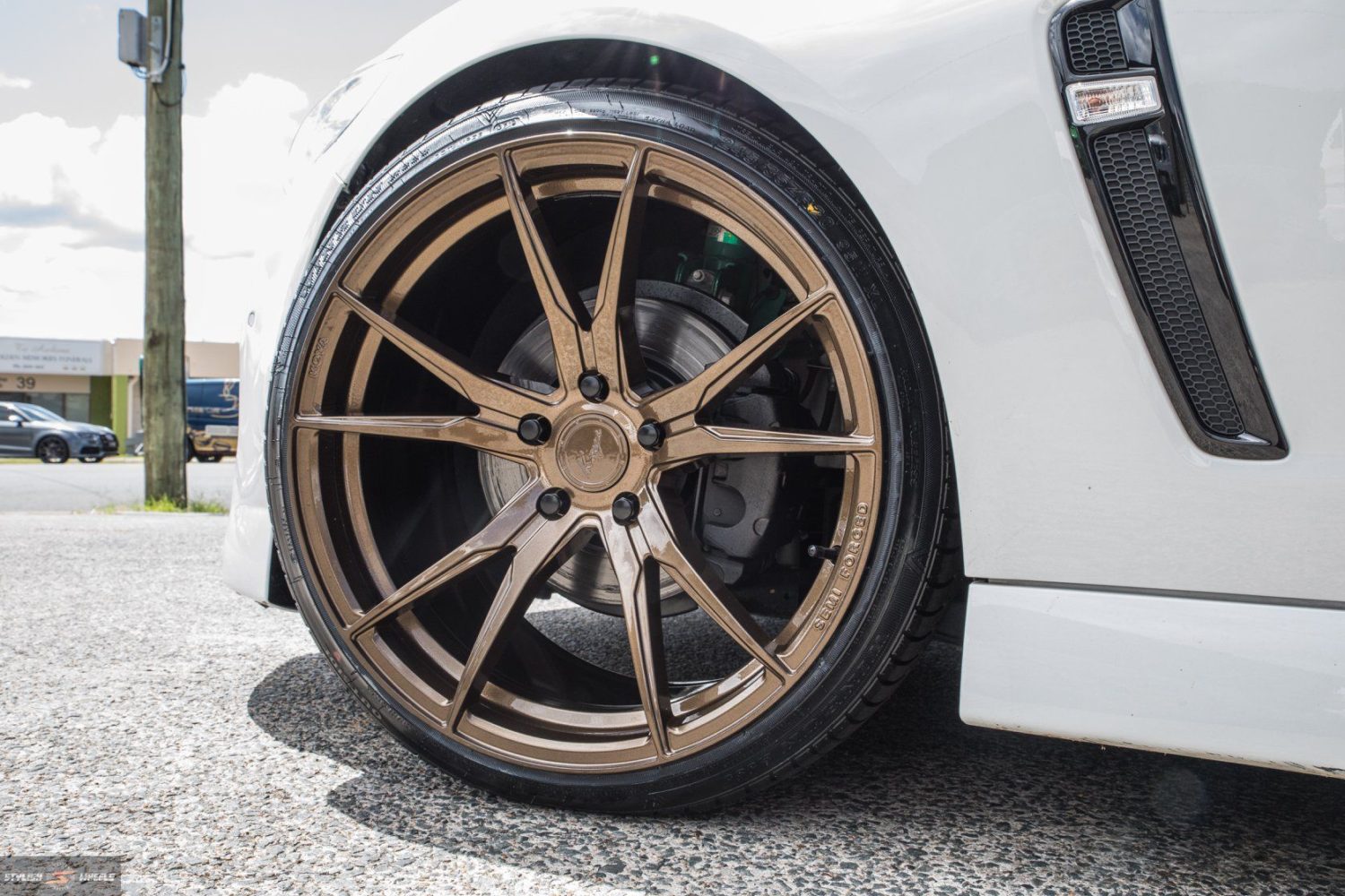 Wheel Front | Aftermarket Wheels Gallery - Holden Commodore