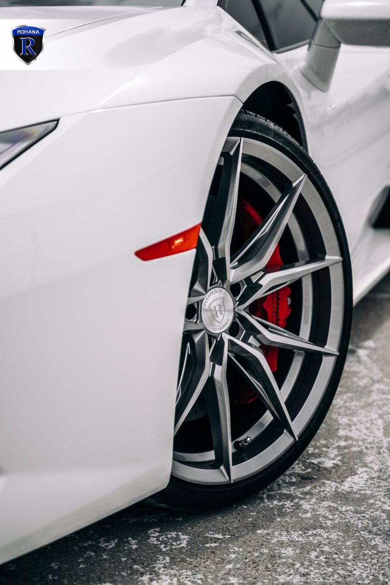 Lamborghini Huracan White with Rohana RFX13 Aftermarket Wheels Wheel ...