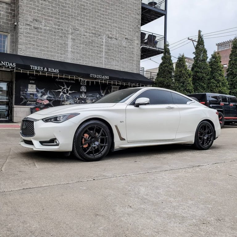 Infiniti Q60 White Rohana RFX5 | Wheel Front