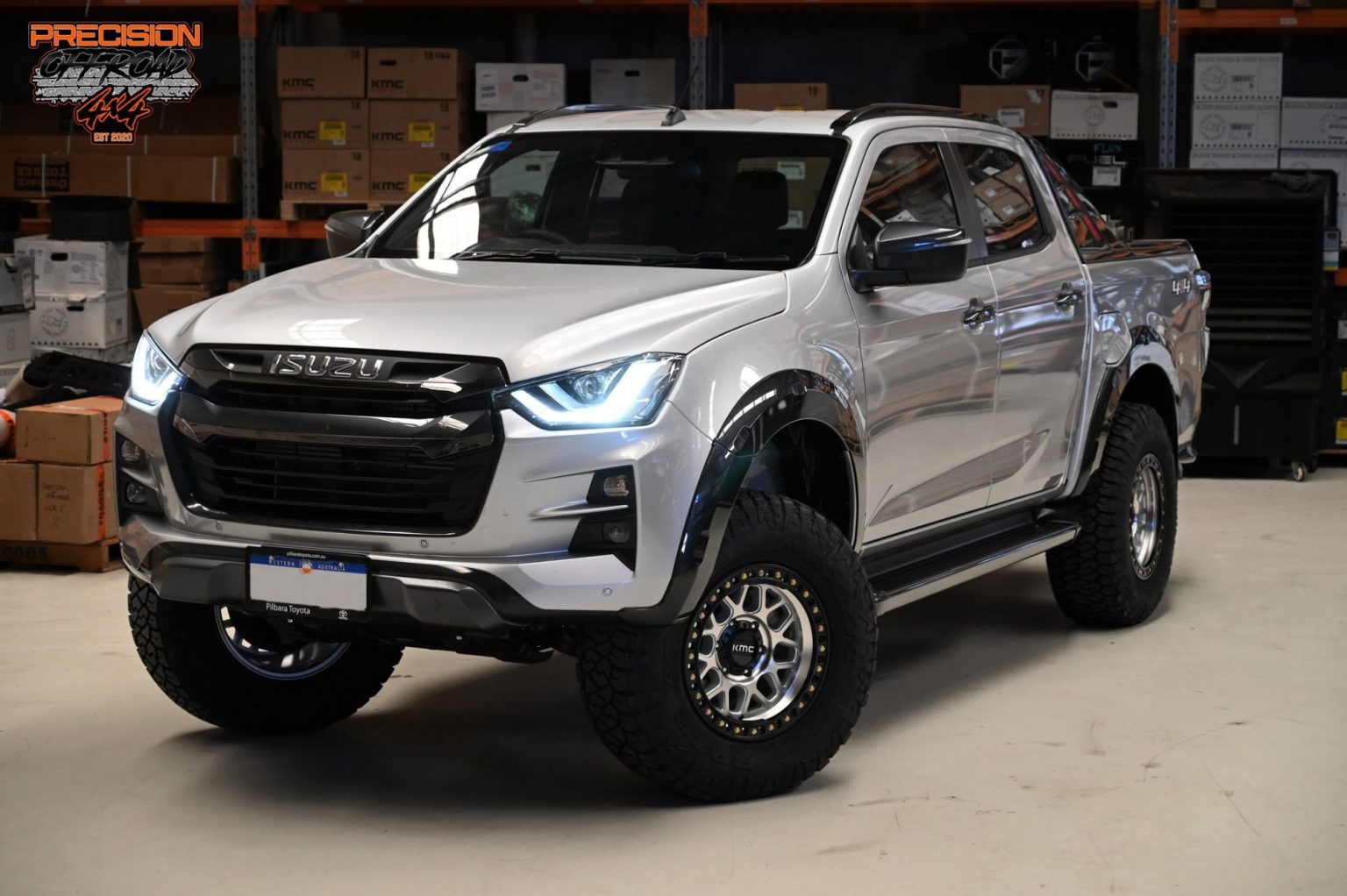 Isuzu D-MAX Silver KMC GRS | Wheel Front