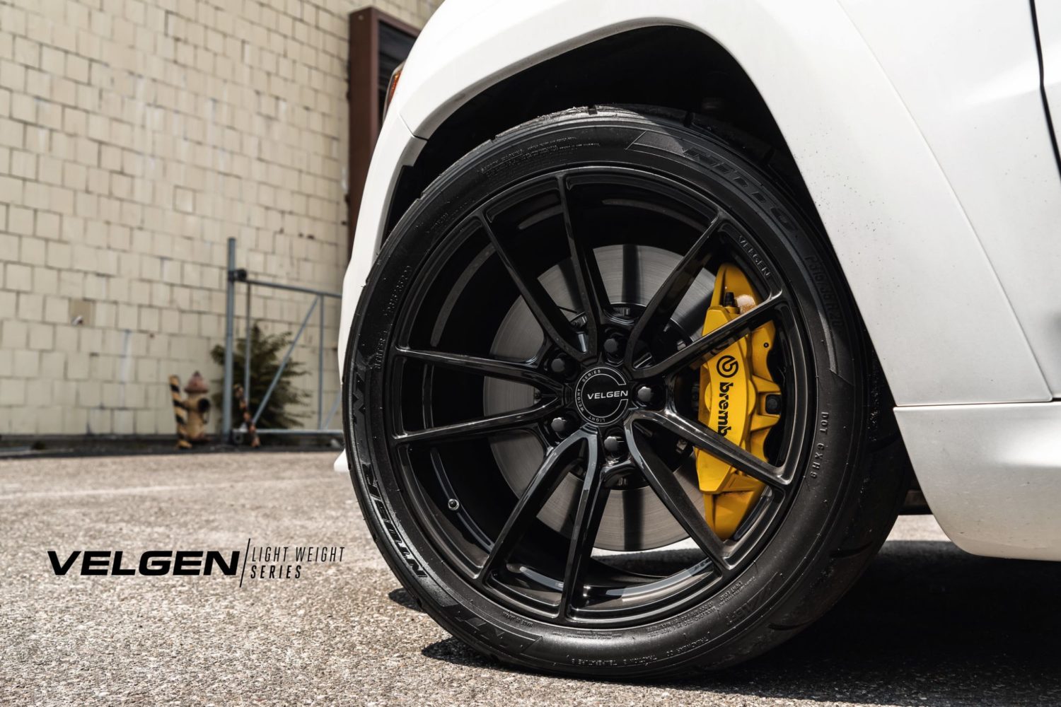 Jeep Grand Cherokee Trackhawk White with Velgen VF5 Aftermarket Wheels ...
