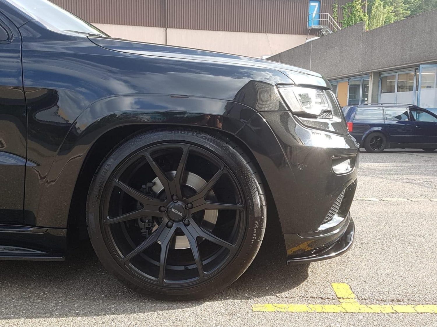 Jeep Grand Cherokee Black Varro VD01 Wheel | Wheel Front