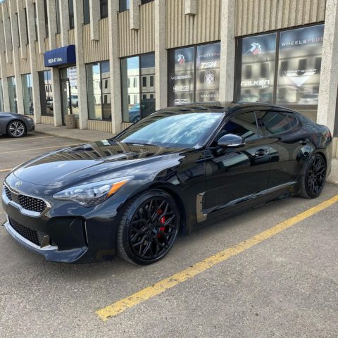 Kia Stinger Blacked Out