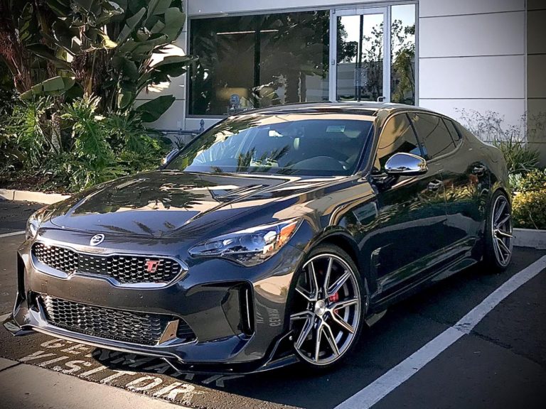 Kia Stinger GT Grey Niche Gemello M220 | Wheel Front