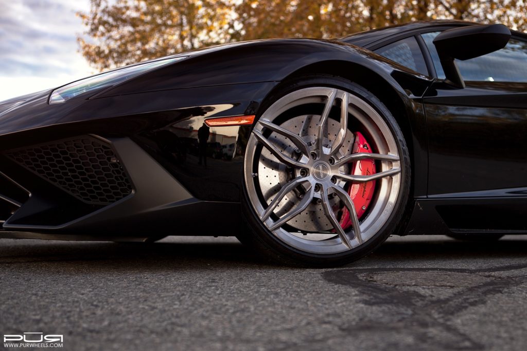 Lamborghini Aventador SV White PUR RS23 | Wheel Front
