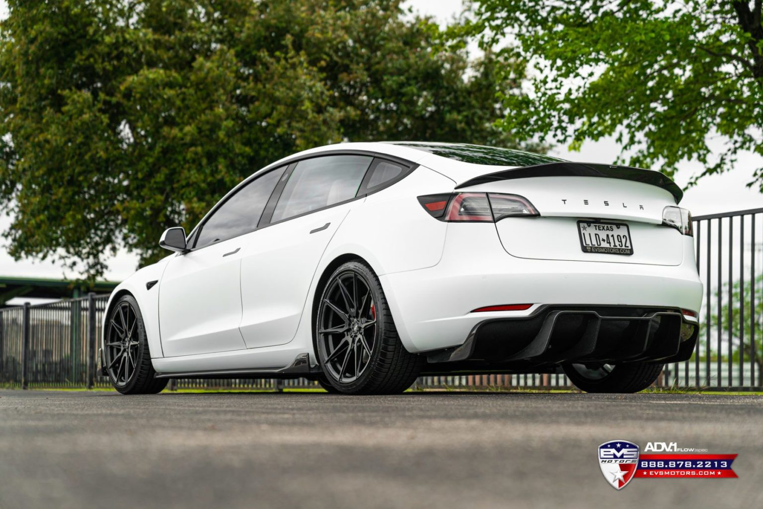 Tesla Model 3 White ADV.1 ADV5.0 Flowspec | Wheel Front