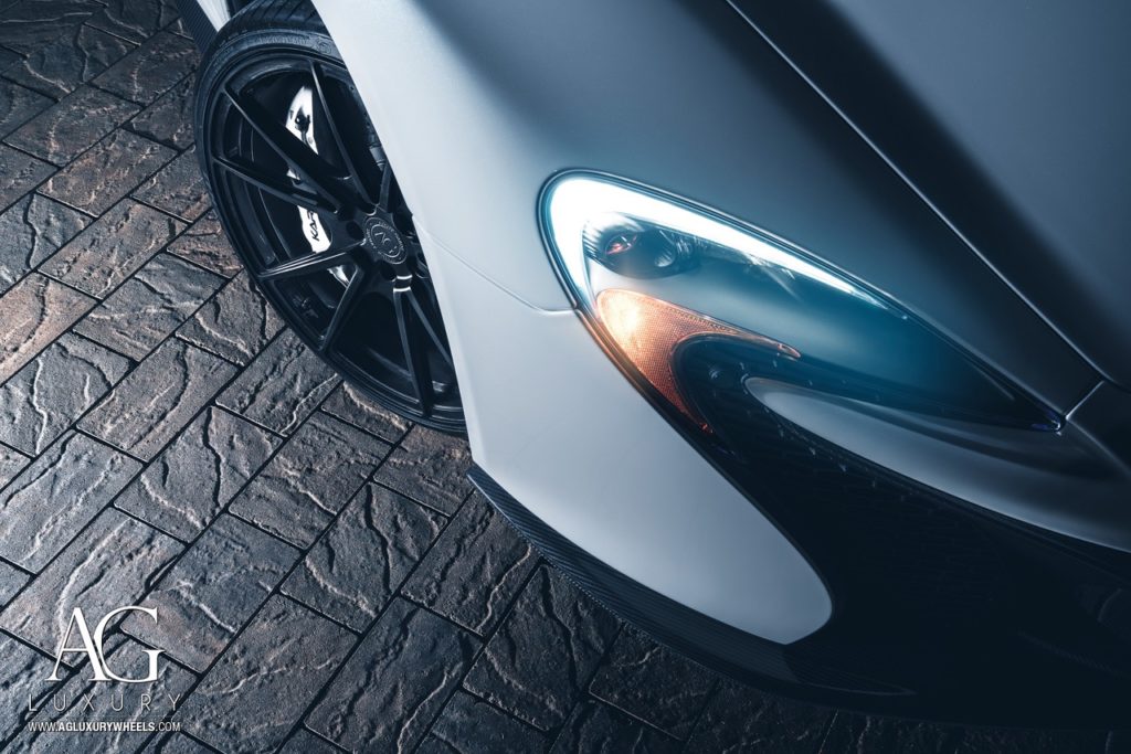McLaren 650S/675LT White AG Luxury AGL19 | Wheel Front