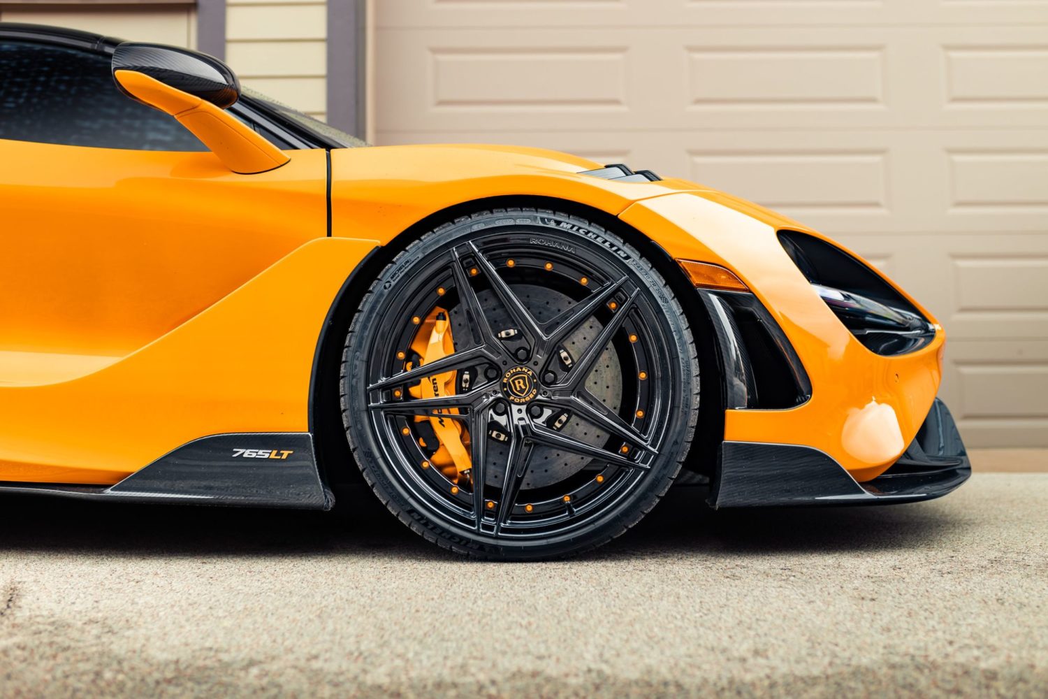 McLaren 765LT Orange Rohana RFG9 | Wheel Front