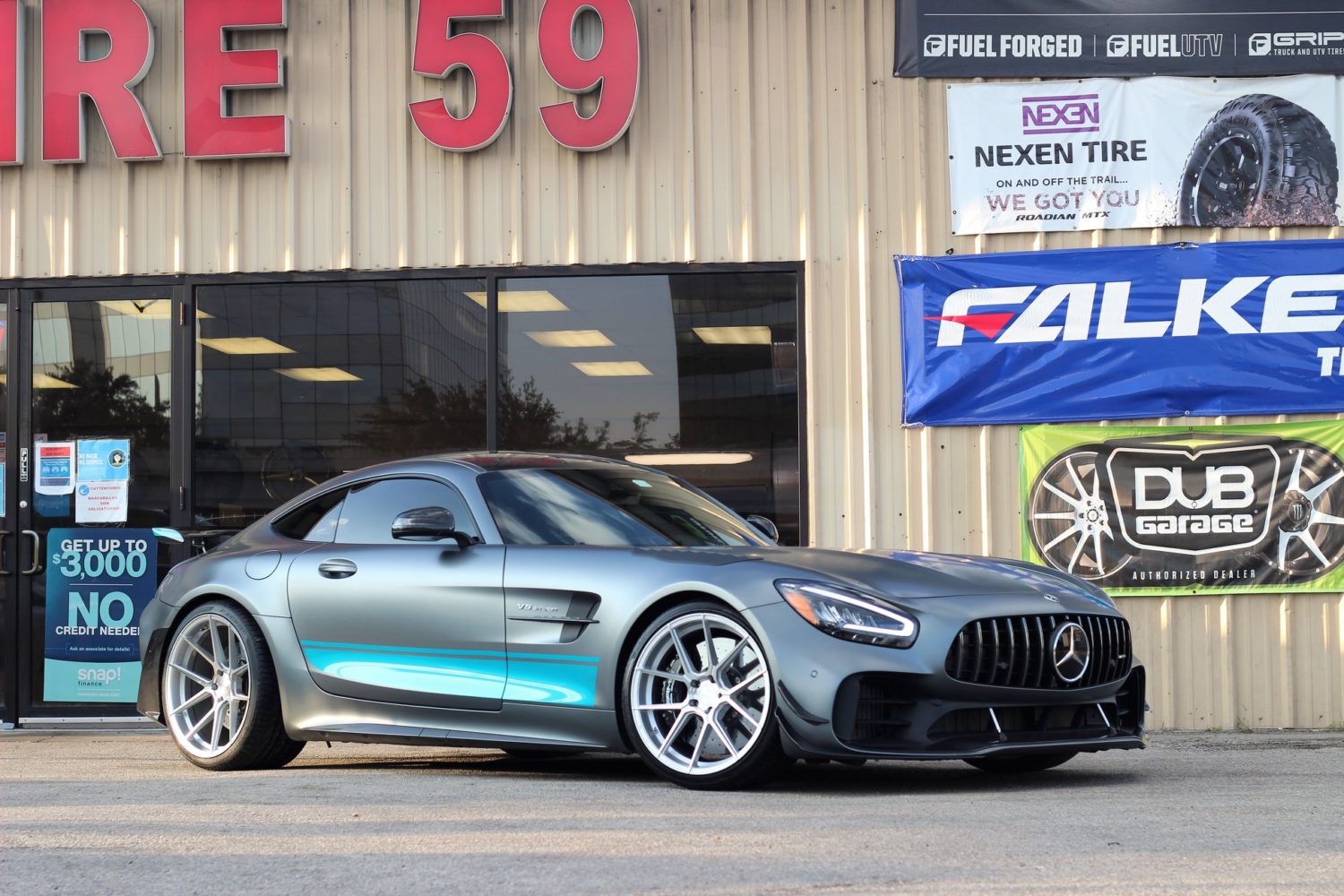 Mercedes-Benz AMG GTR Pro Grey Ferrada F8-FR8 | Wheel Front