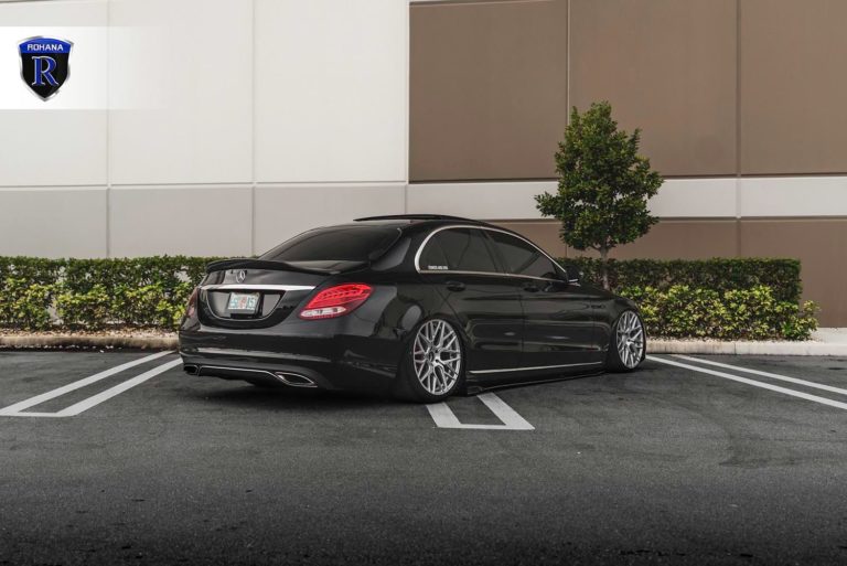 Mercedes-Benz C300 W205 Black Rohana RFX10 | Wheel Front