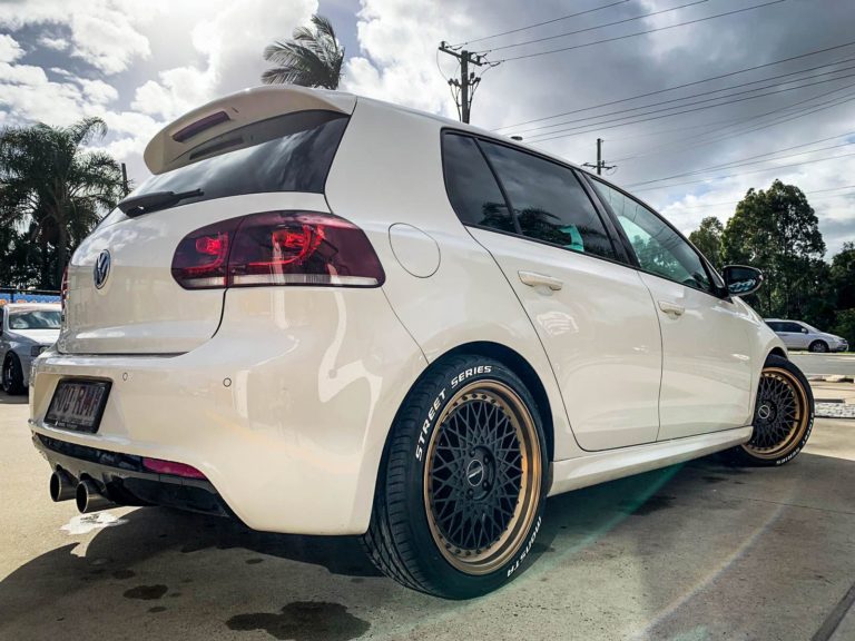 Volkswagen Golf R Mk6 White Avant Garde M220 | Wheel Front