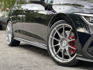 Volkswagen Golf GTI Mk8 Black Motec MCR4 | Wheel Front