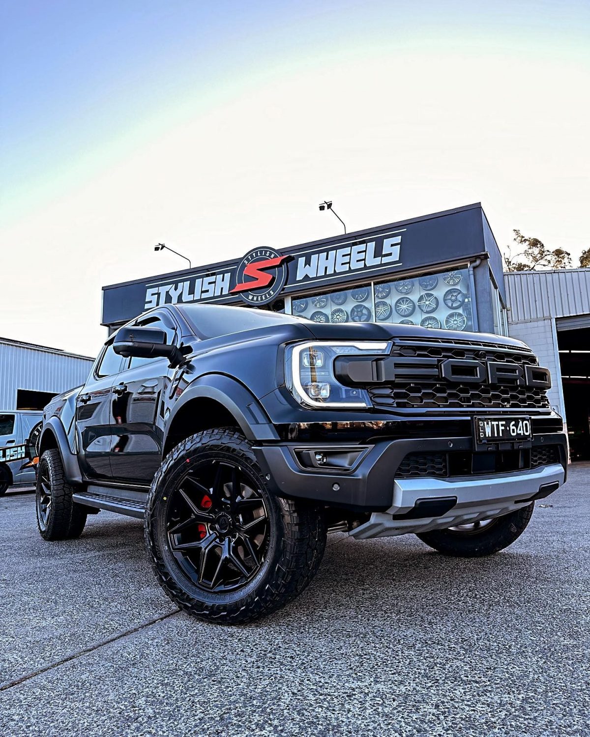 Ford Ranger Raptor Next-Gen Black Fuel Off-Road Flux FC854MX | Wheel Front