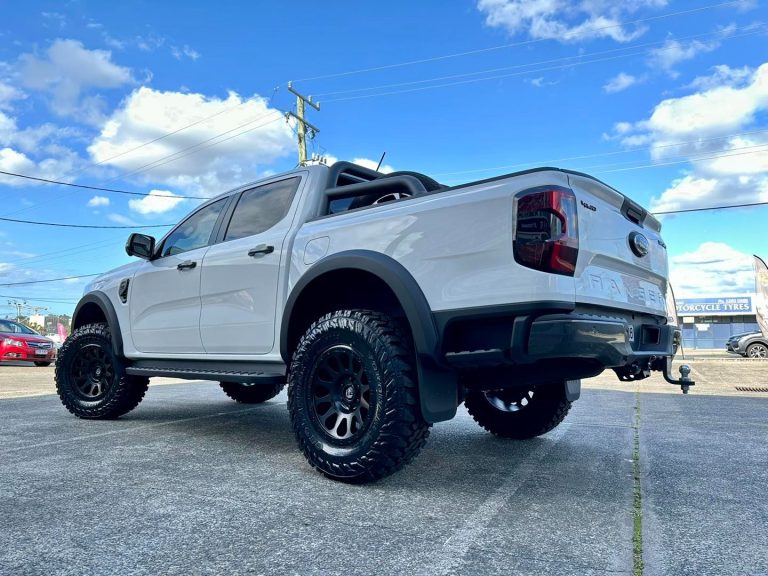 Ford Ranger Next-Gen White Fuel Off-Road Vector D579 | Wheel Front