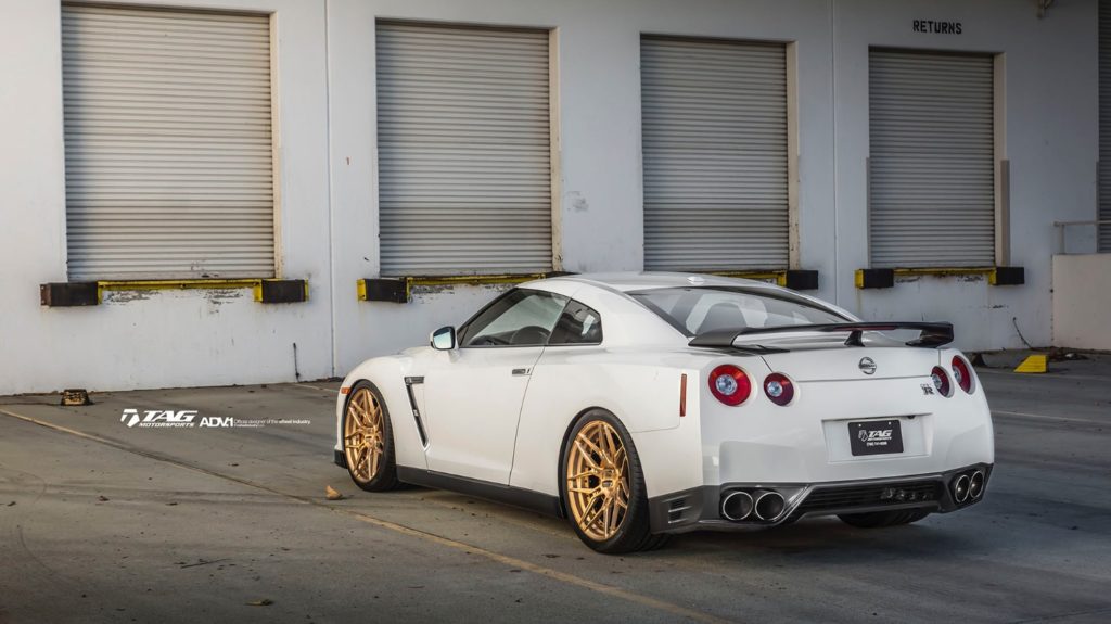 Nissan GT-R R35 White ADV.1 ADV7 M.V2 CS | Wheel Front