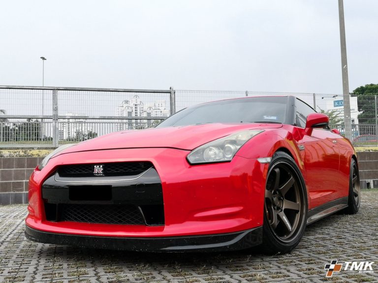 Nissan GT-R R35 Red with Bronze Rays TE37 Ultra Aftermarket Wheels ...