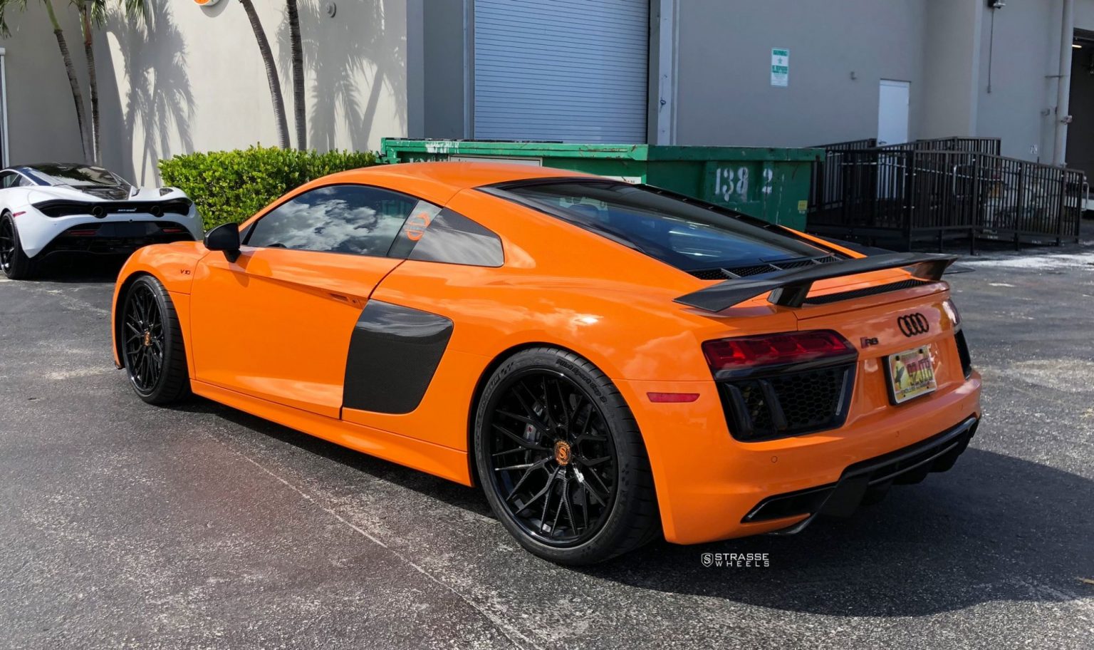 Audi R8 Orange Strasse SV10M FS | Wheel Front