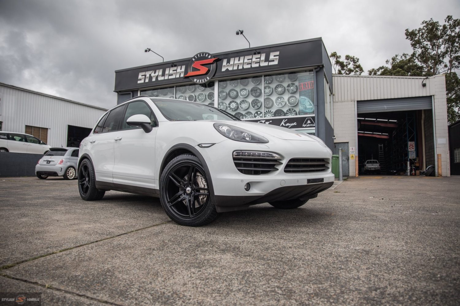 Porsche Cayenne White Asanti ABL-12 | Wheel Front