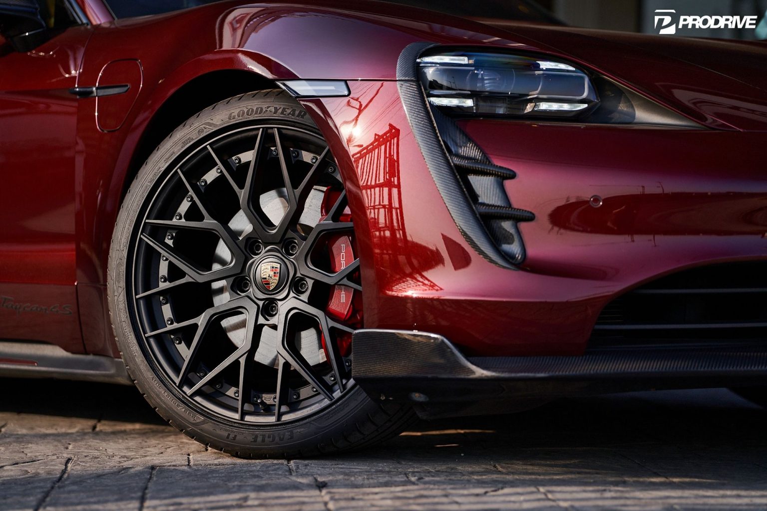 Porsche Taycan Burgundy BC Forged HCA192S | Wheel Front