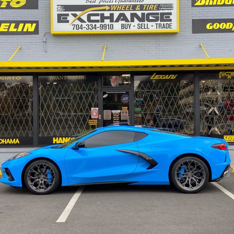 Chevrolet Corvette C8 Stingray Rapid Blue Stance SF10 | Wheel Front