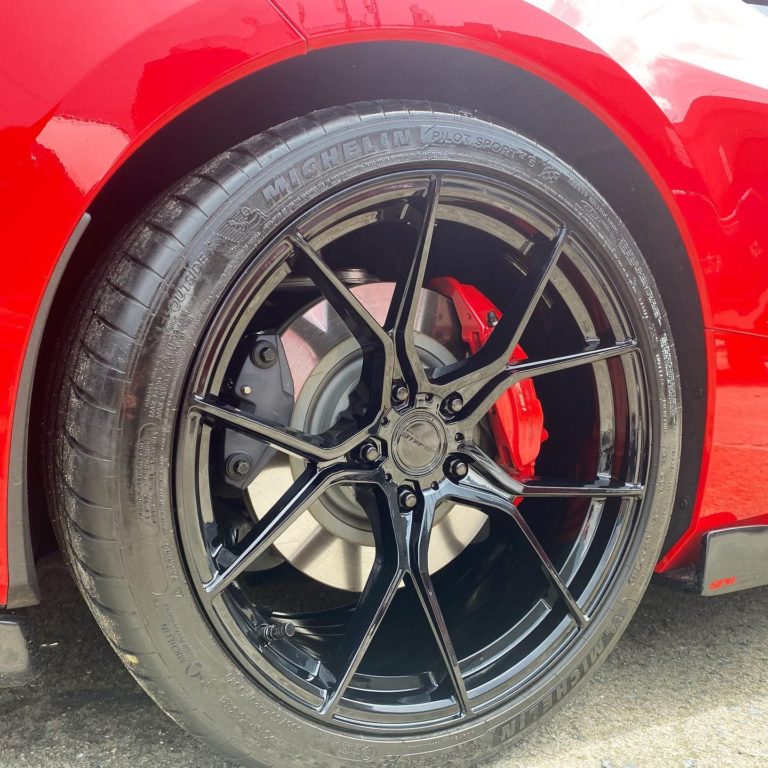 Chevrolet Corvette C8 Stingray Red Stance SF07 | Wheel Front