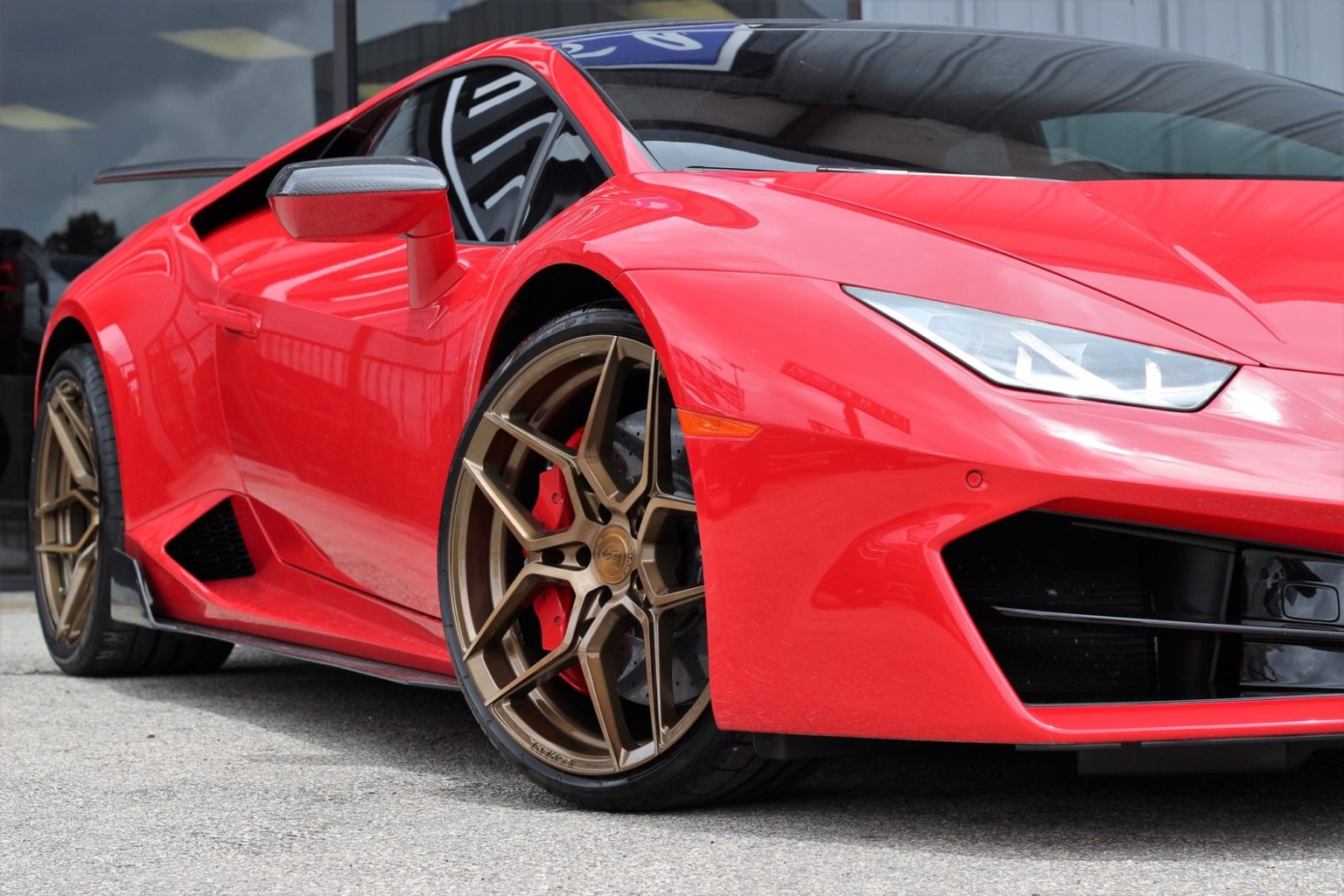 Lamborghini Huracan Red with Bronze Rohana RFX11 | Wheel Front