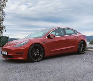 Tesla Model 3 Red Vorsteiner V-FF 109 | Wheel Front