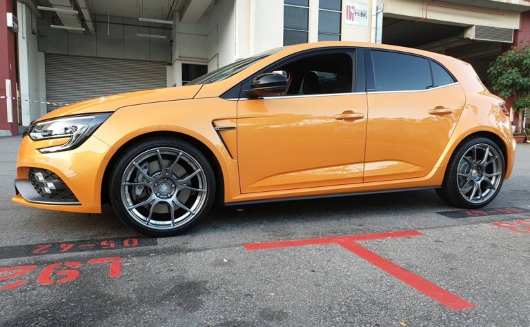 Wheel Front | Aftermarket Wheels Gallery - Renault Megane