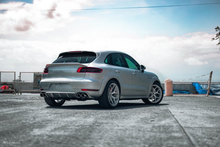 Porsche Macan Silver Brixton Forged PF7 Ultrasport+ Wheel | Wheel Front