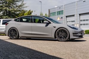 Tesla Model 3 Grey With Japan Racing JR28 Wheel | Wheel Front