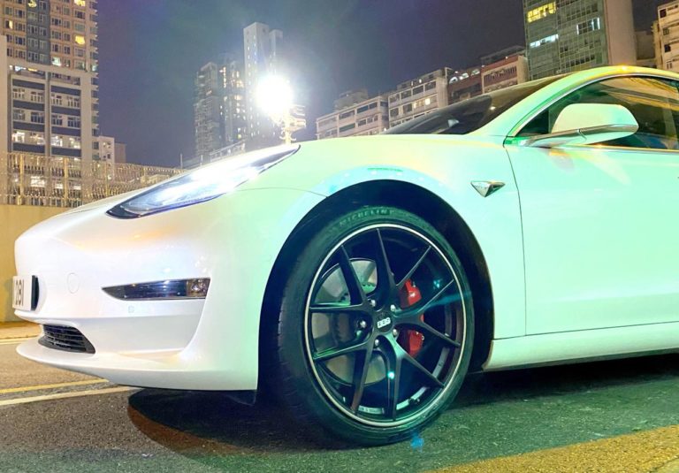 Tesla Model 3 White BBS CI-R | Wheel Front