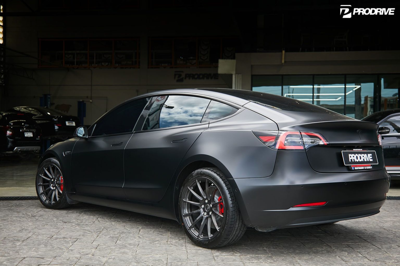 Tesla Model 3 Black BC Forged RS43 | Wheel Front