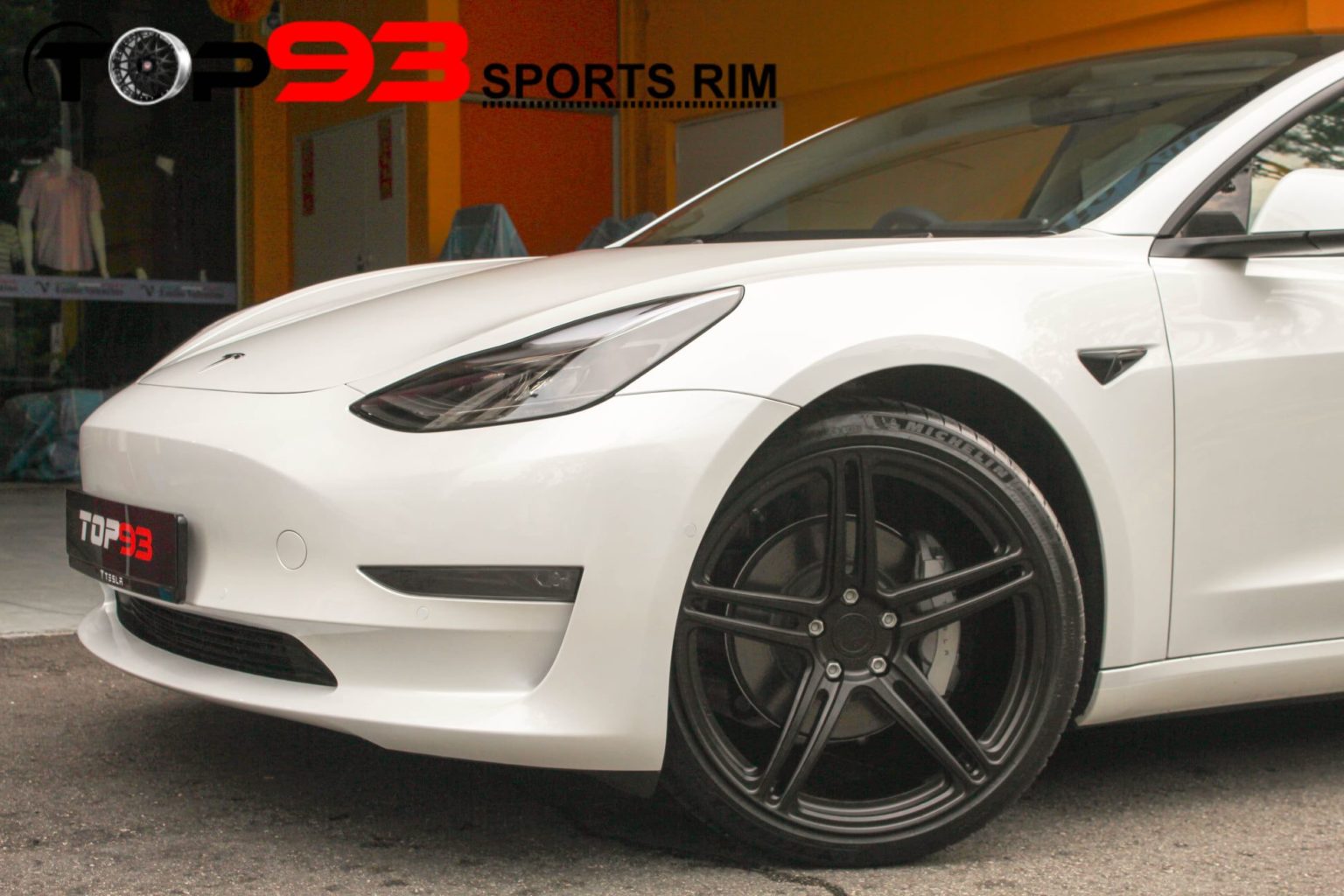 Tesla Model 3 White BC Forged RZ09 | Wheel Front