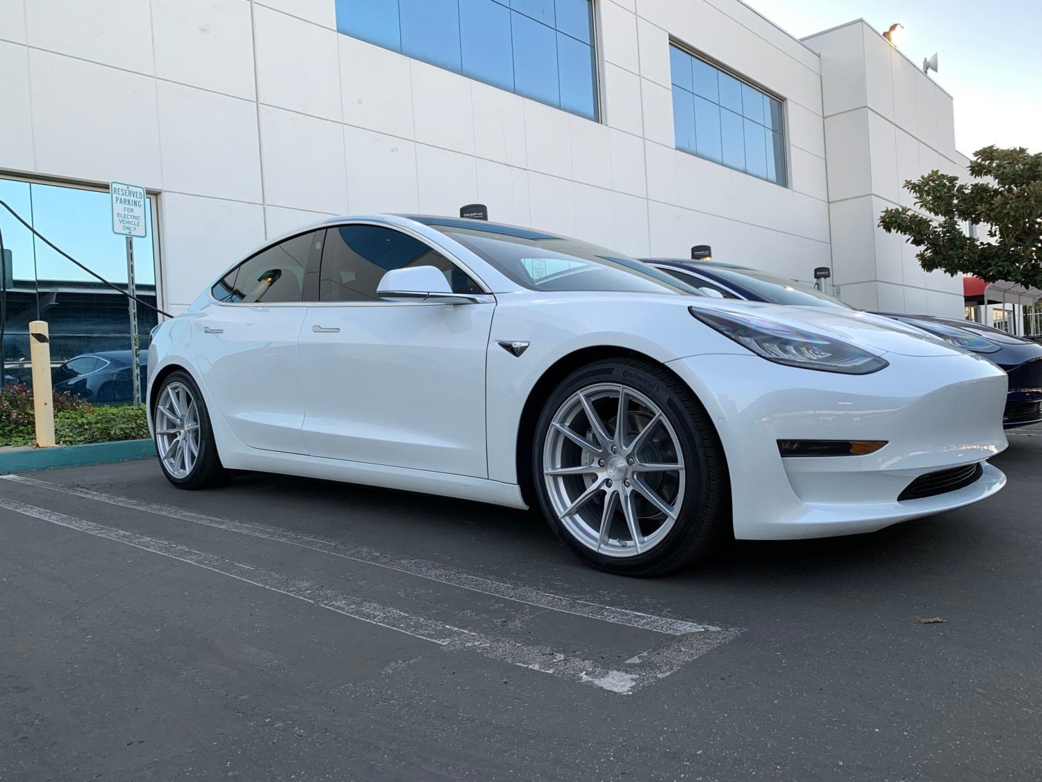 Wheel Front | Aftermarket Wheels Gallery - Tesla