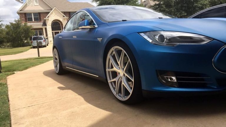 Tesla Model S Blue with Avant Garde M580 Aftermarket Wheels | Wheel Front