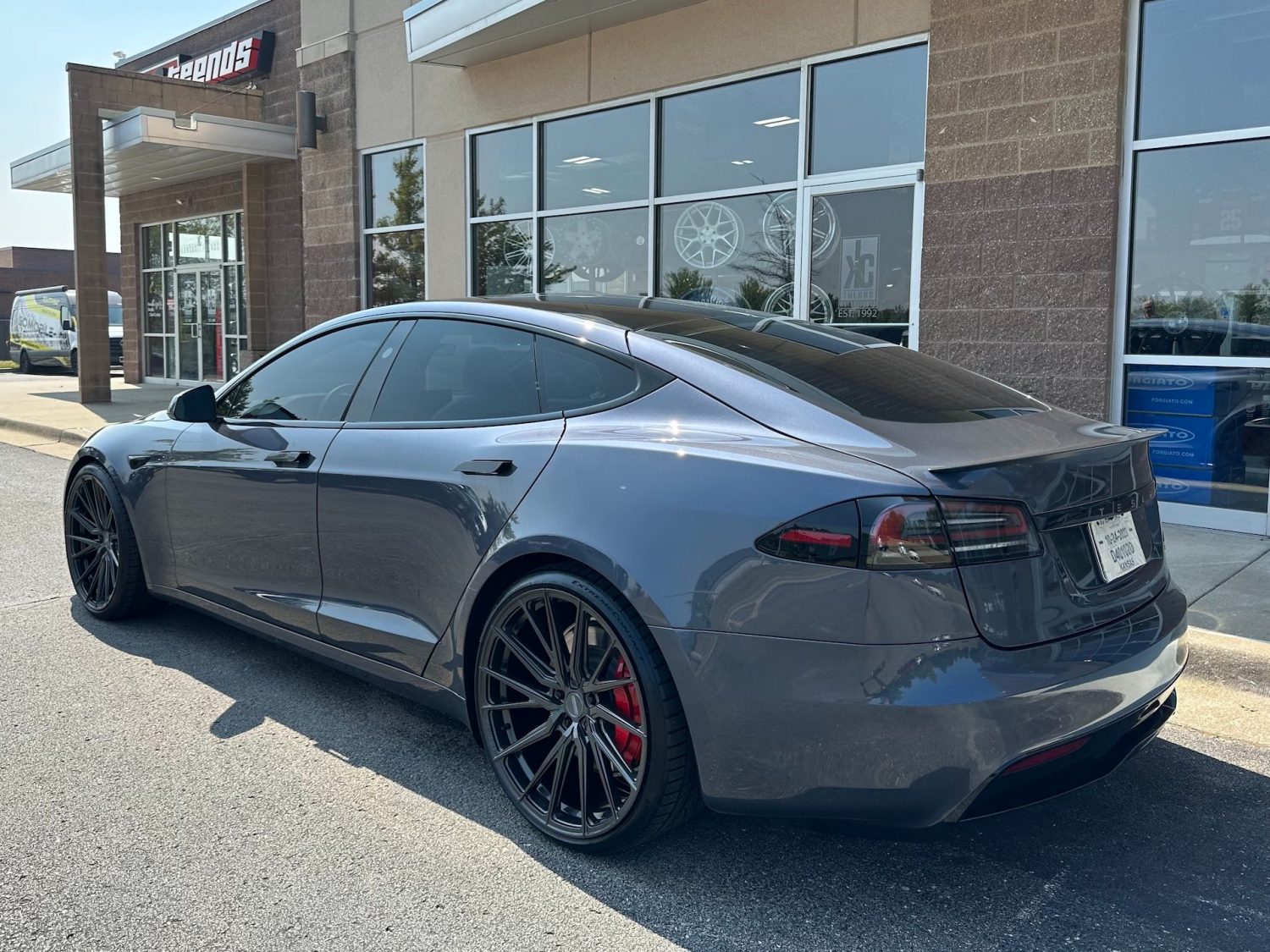 Tesla Model S Grey Vossen HF-4T | Wheel Front